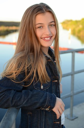 Hire girl Models - Best girl model agency Miami Stellar Talent Agency