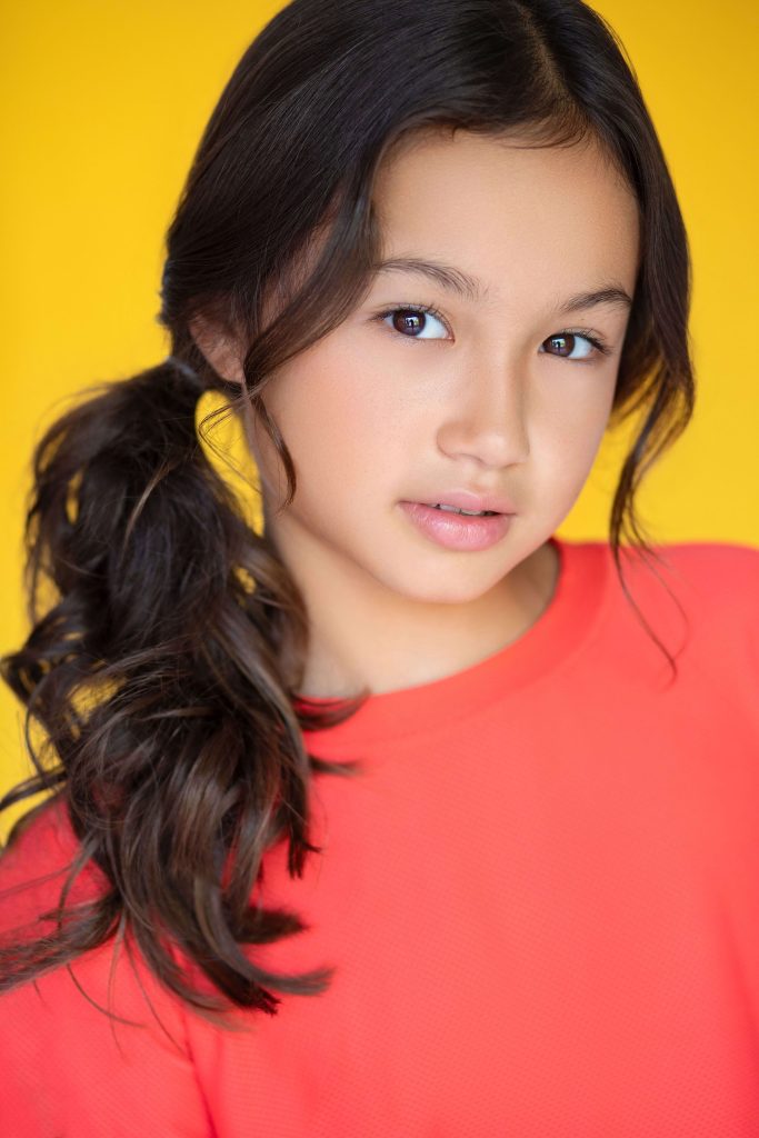 Hire girl Models - Best girl model agency Miami Stellar Talent Agency