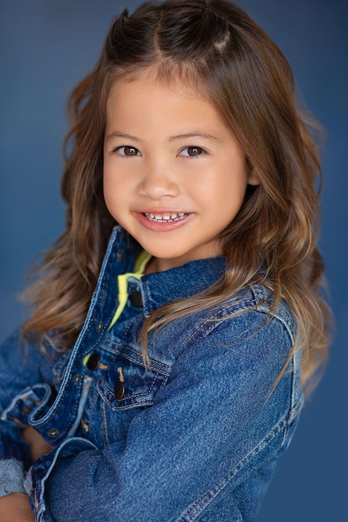 Hire girl Models - Best girl model agency Miami Stellar Talent Agency